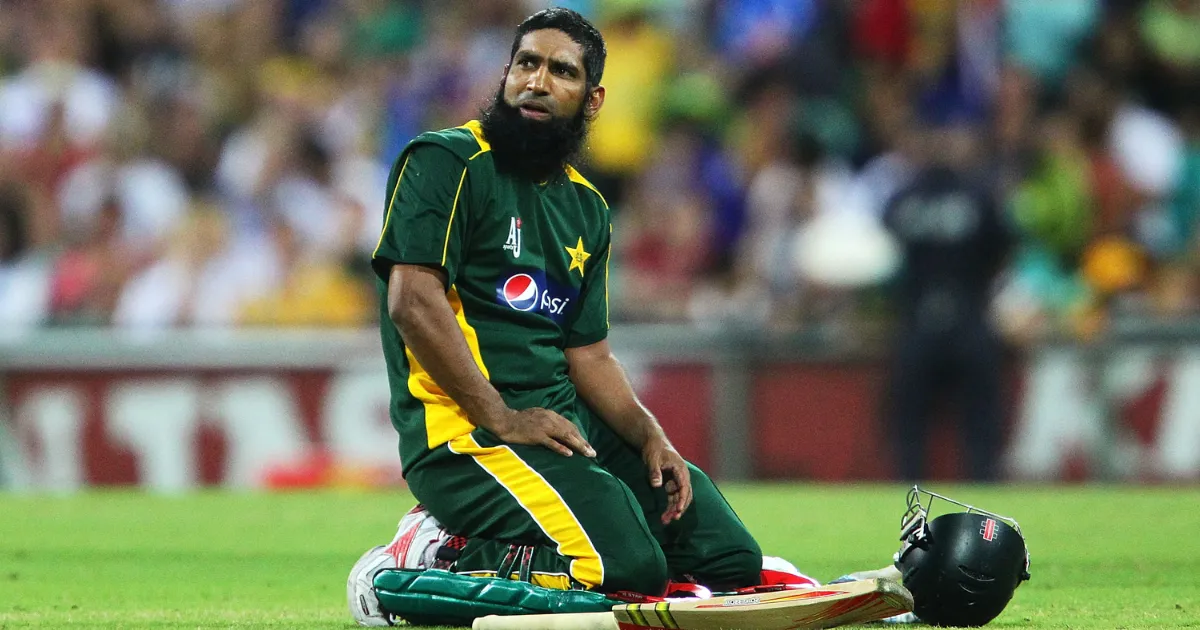 Top 10 Best Pakistani Cricketers of All Time (Updated)