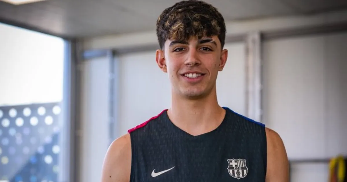 Marc Bernal - Bio, Career, Stats, Playing Style, Achievements & Traits