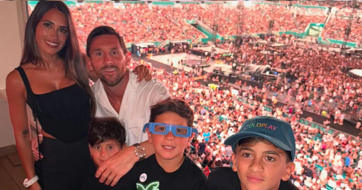 Lionel Messi Wife - Antonela Roccuzzo: Age, Background & Family Life